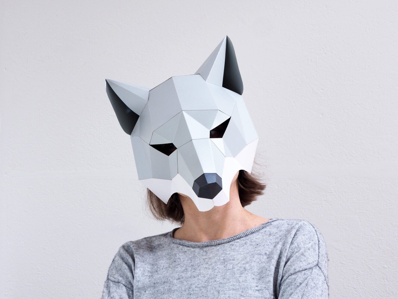 Wolf mask. Low poly papercraft. – SmagaPaperwood